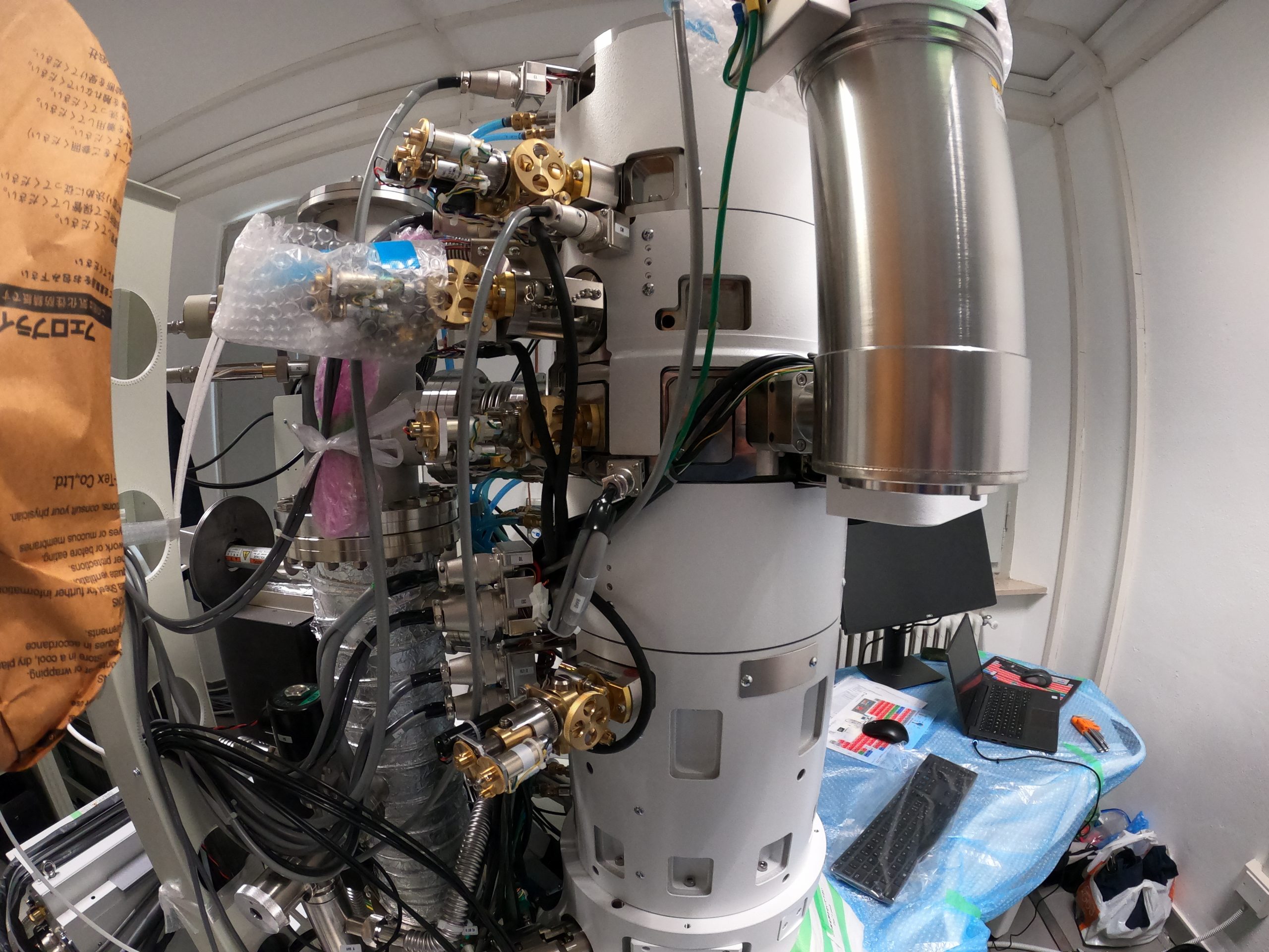 High Resolution Field Emission Gun Transmission Electron Microscope (HR ...