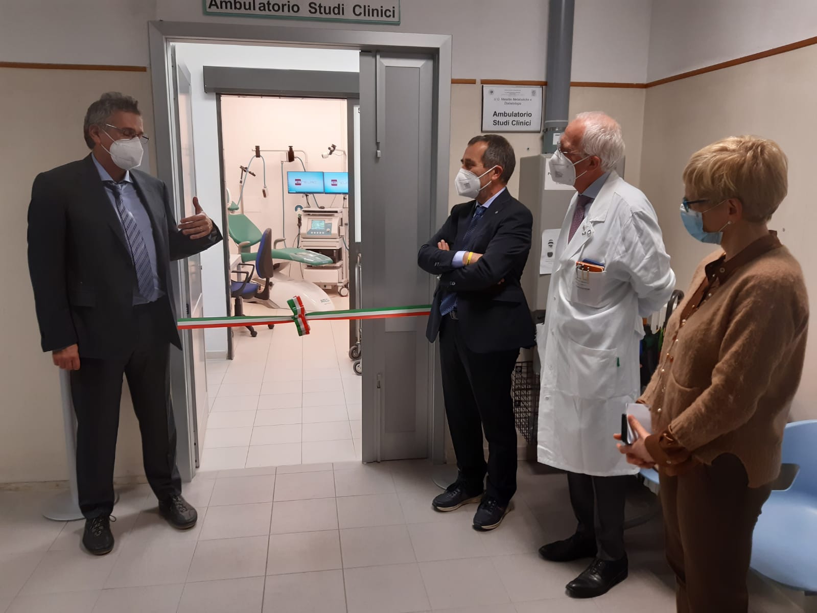 CISUP inaugurate "PIANOLA" (PerturbatIonAl NeurO LAb) the new state-of ...