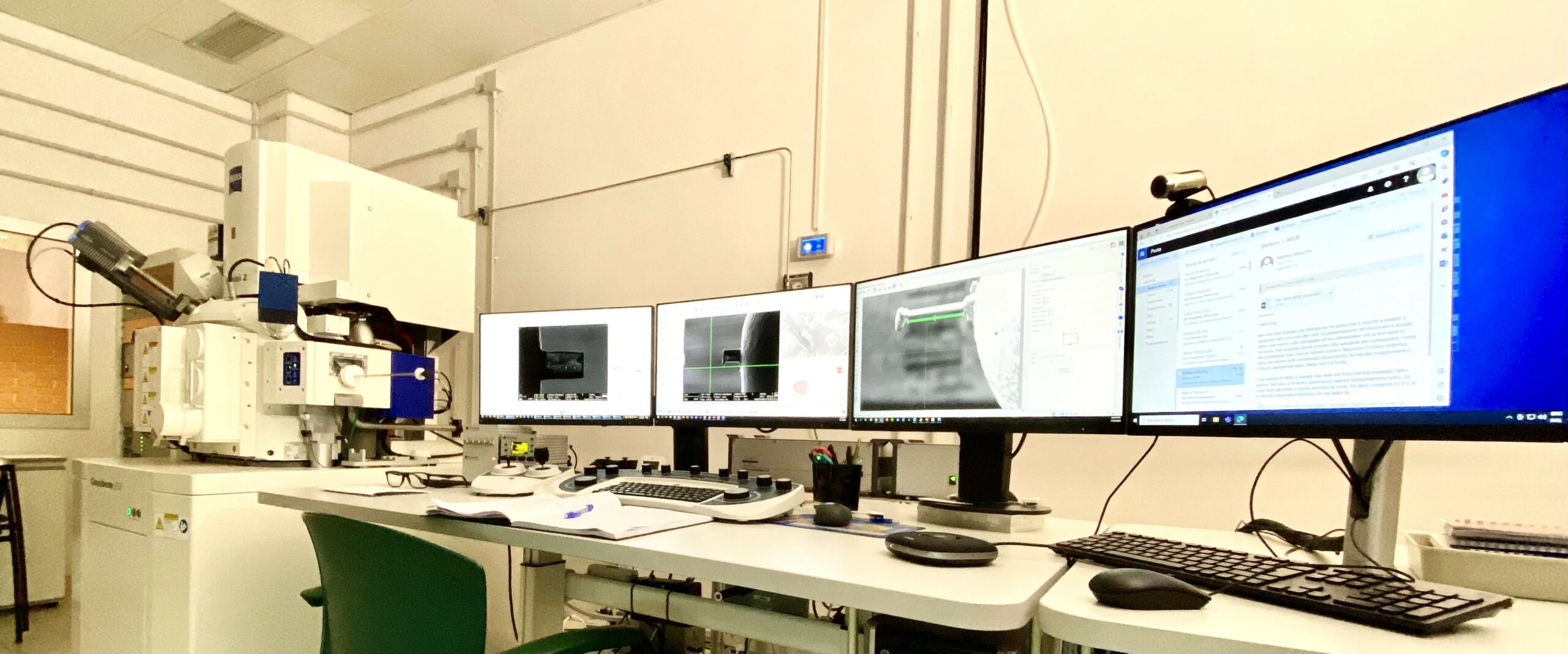 ZEISS Crossbeam 550 FIB-SEM - CISUP - Center for Instrument Sharing of ...